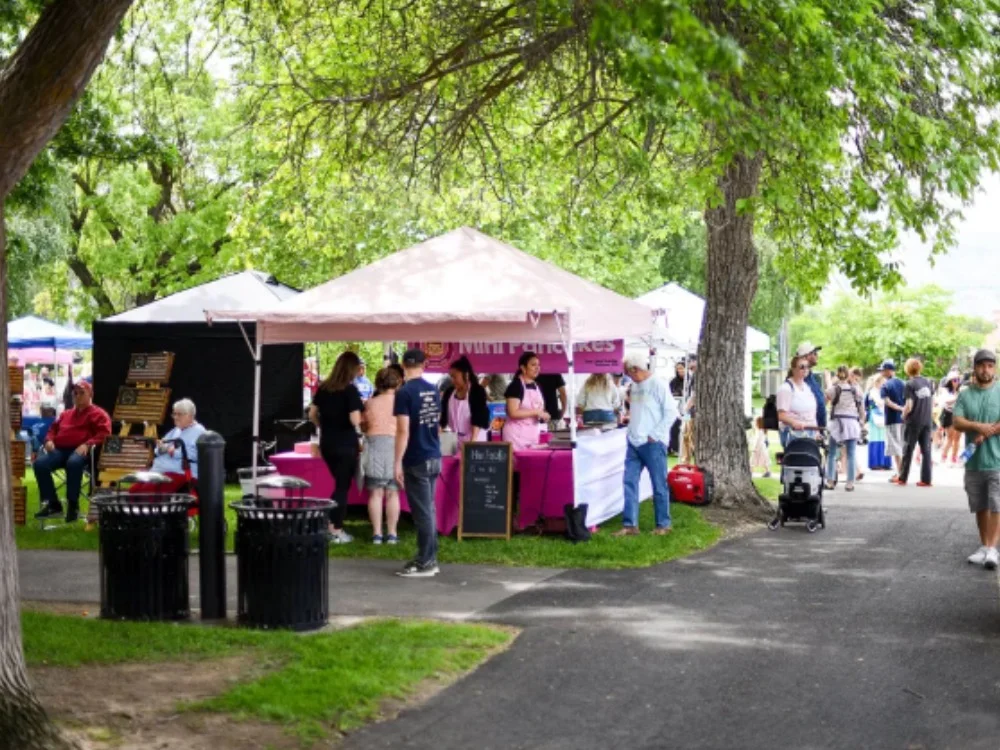 Cruisin' Weekend Kicks Off in Style - Lake Chelan News and Information